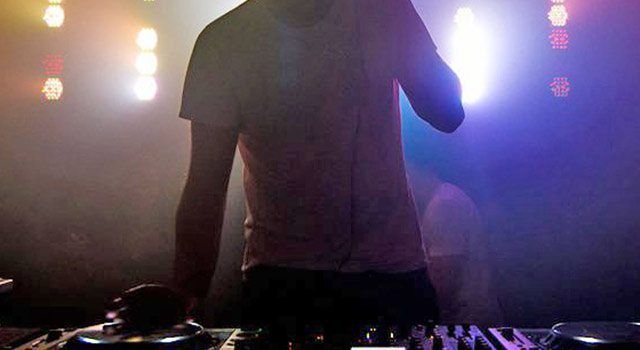 How to Get a DJ Residency - DJ TechTools