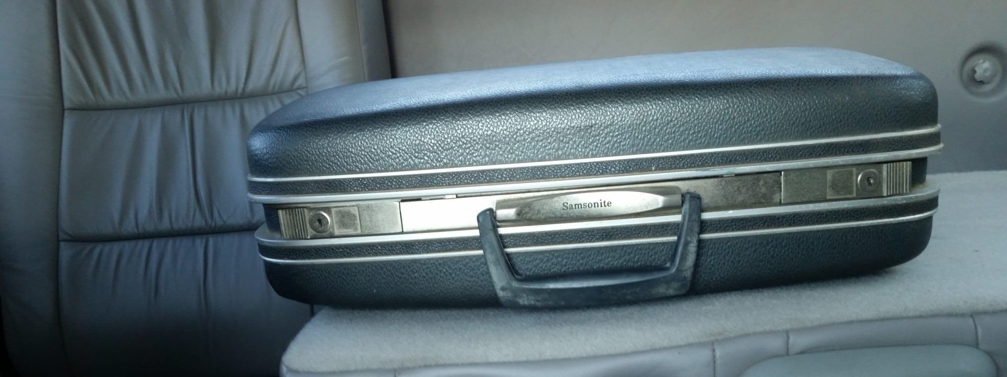 DIY: Make A DJ Controller Case From A Suitcase - DJ TechTools