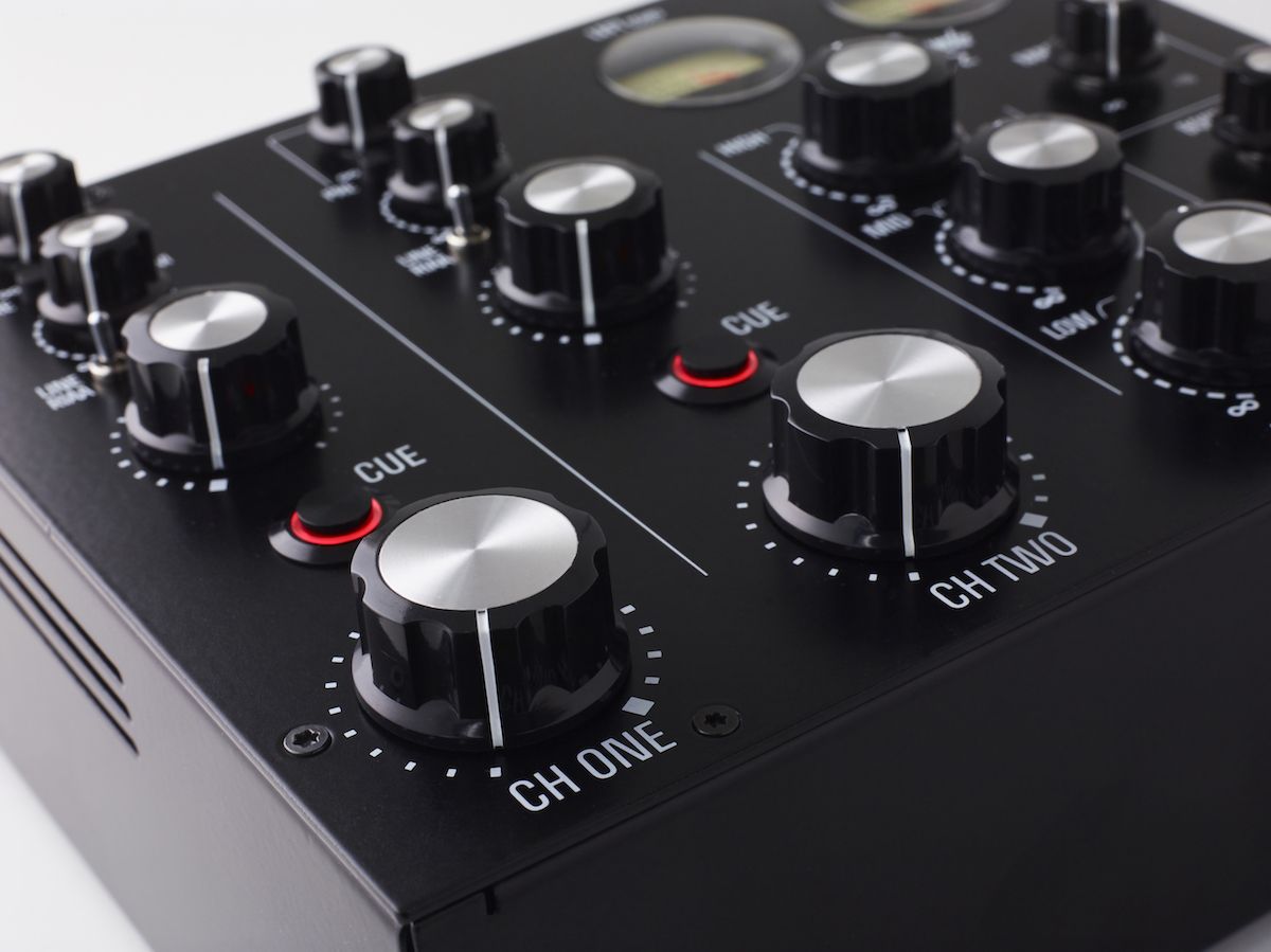 Radius 2: A New 2-Channel Rotary Analog DJ Mixer - DJ TechTools