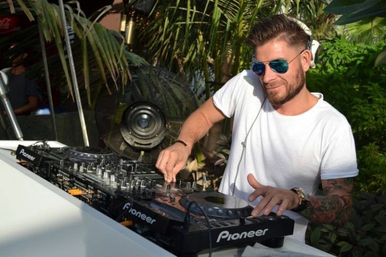 Beat The Heat: Using DJ Gear In Sun + High Temperatures - DJ TechTools