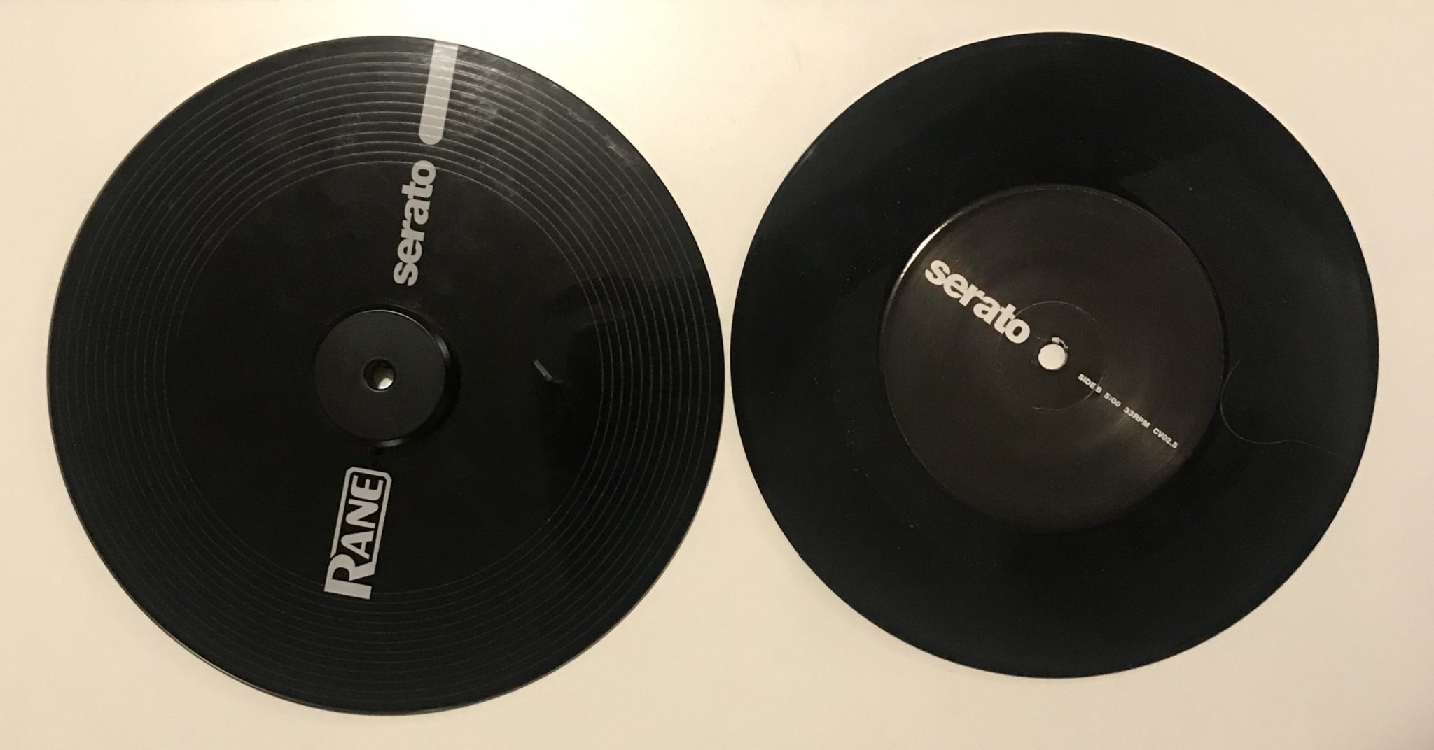 Rane ONE first look review: the Rane feeling in a all-in-one DJ ...