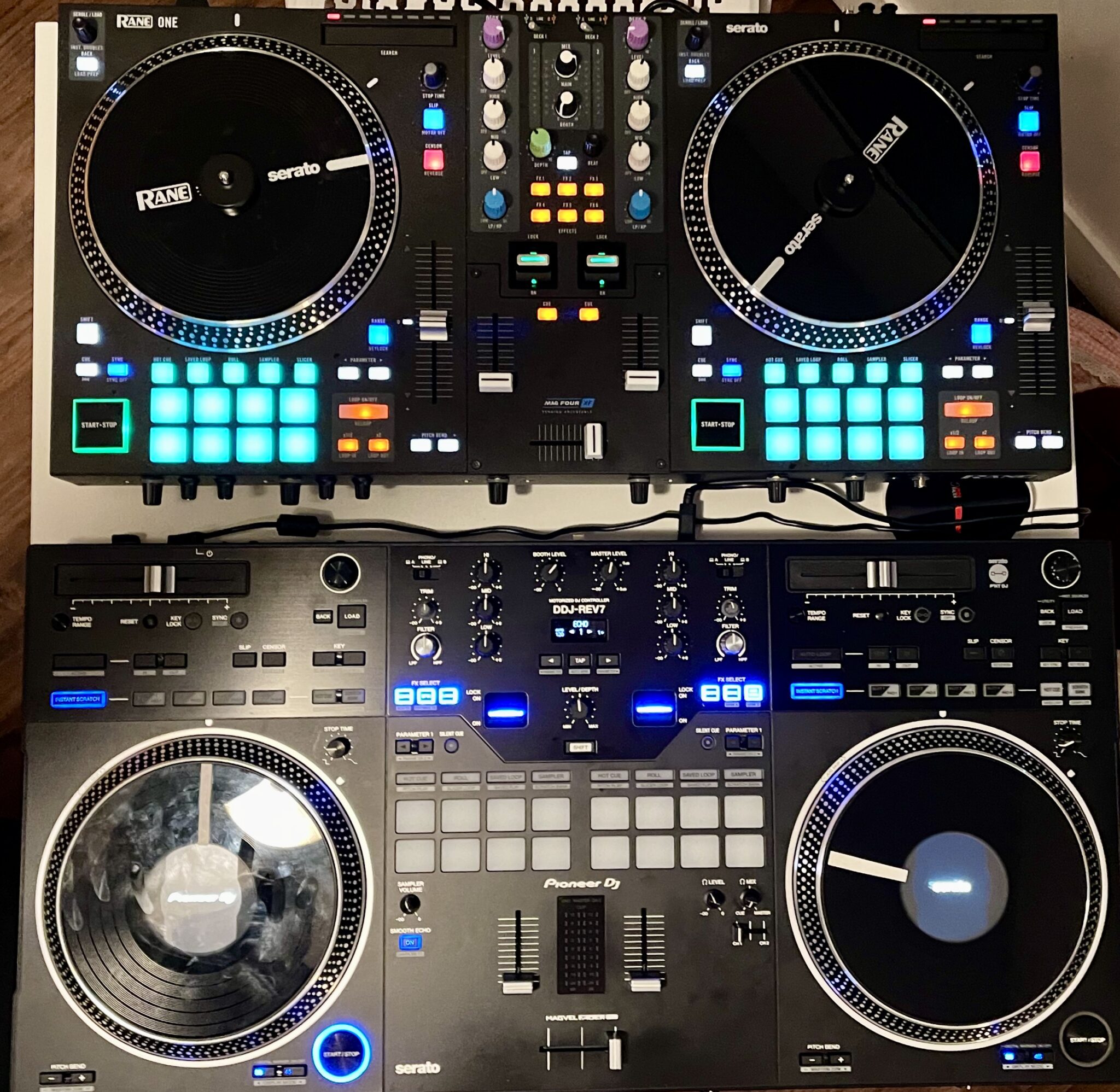 Pioneer DJ’s DDJ-REV7: is this finally the Pioneer DJ revolution we ...