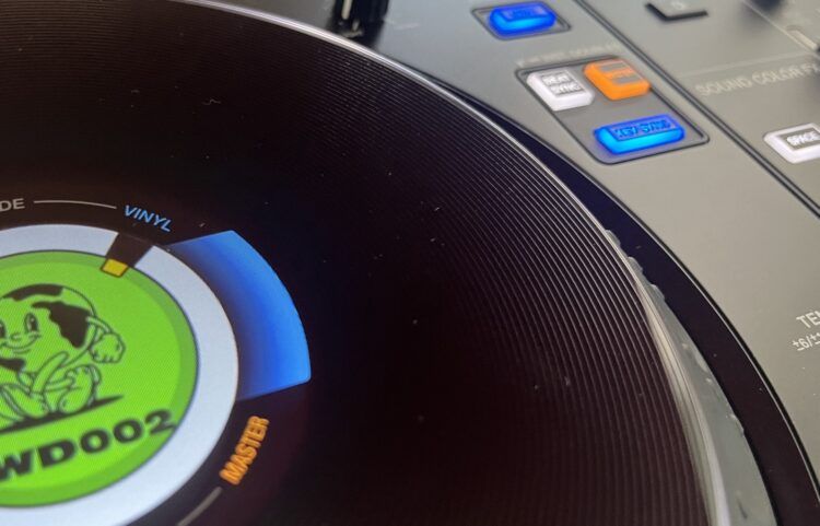 XDJ-AZ: first impressions of the four deck standalone (from an XDJ ...