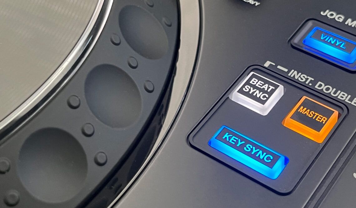 XDJ-AZ: first impressions of the four deck standalone (from an XDJ ...