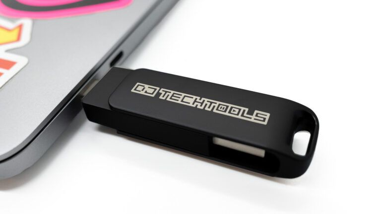 Introducing the Chroma USB Drive for DJs: our drive syncs DJ libraries ...